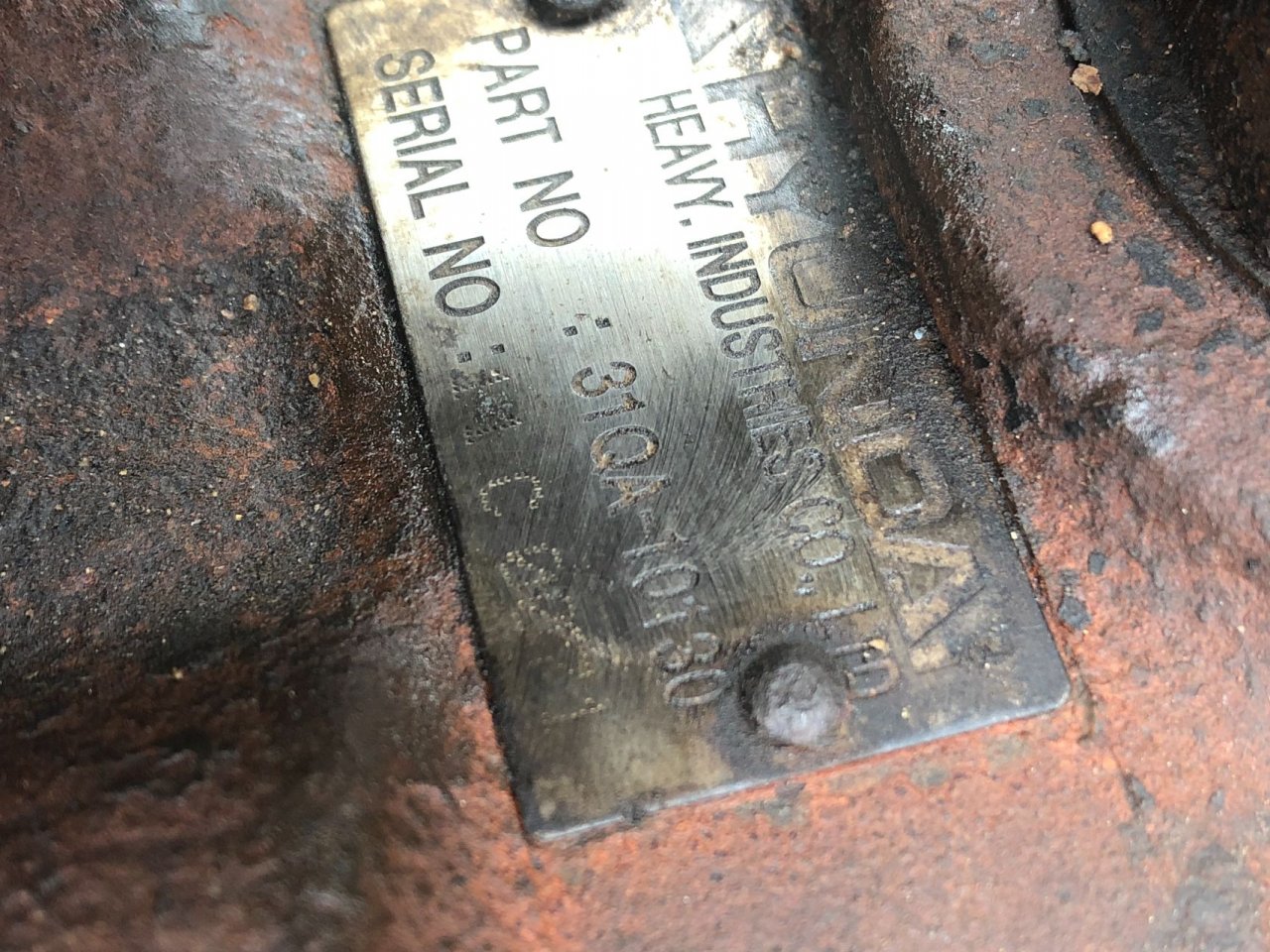 31QA-10130 | Hyundai R380 LC-9 Hydraulic Motor for Sale