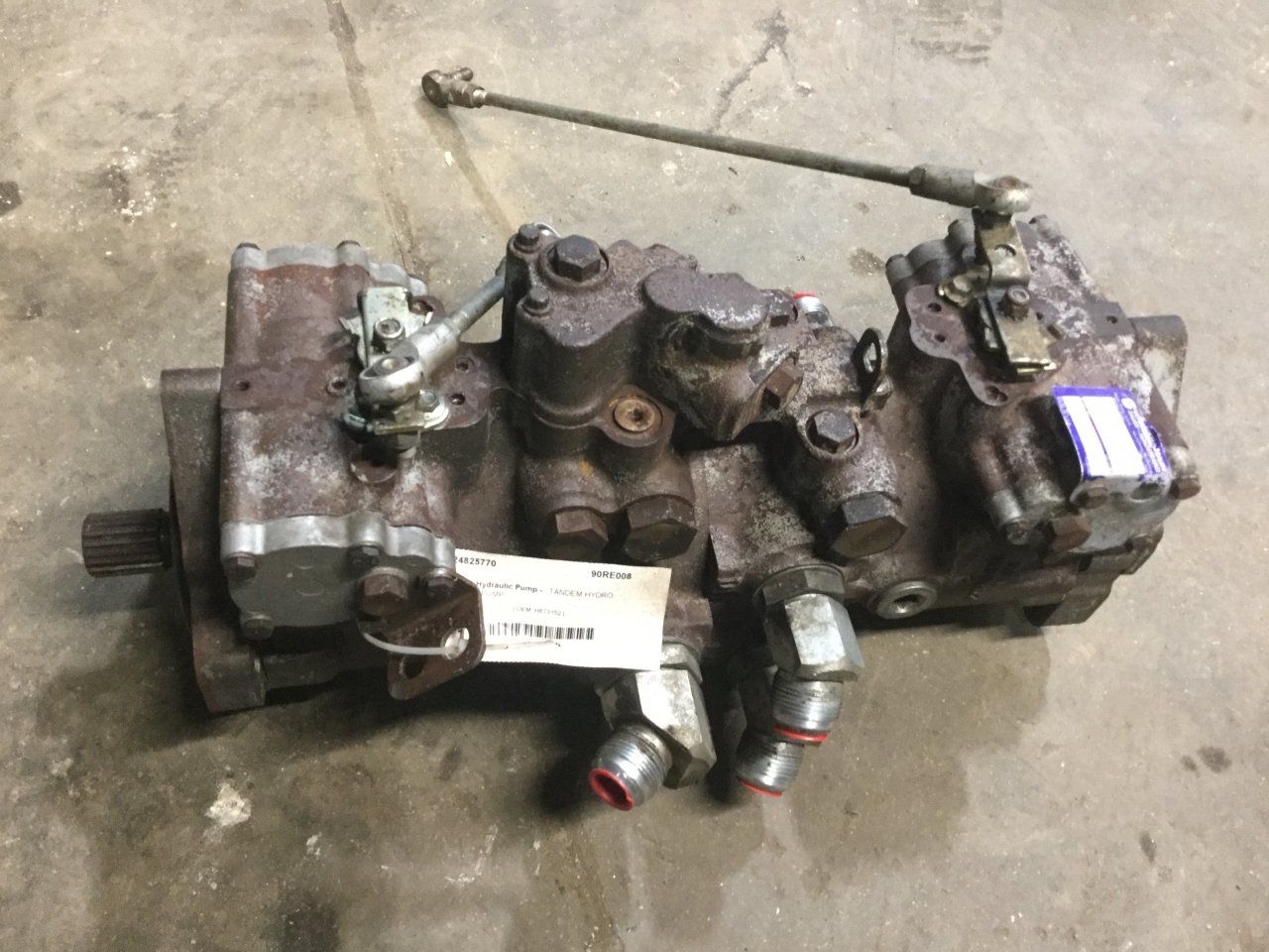 H673152 | Case 1835C Hydraulic Pump for Sale