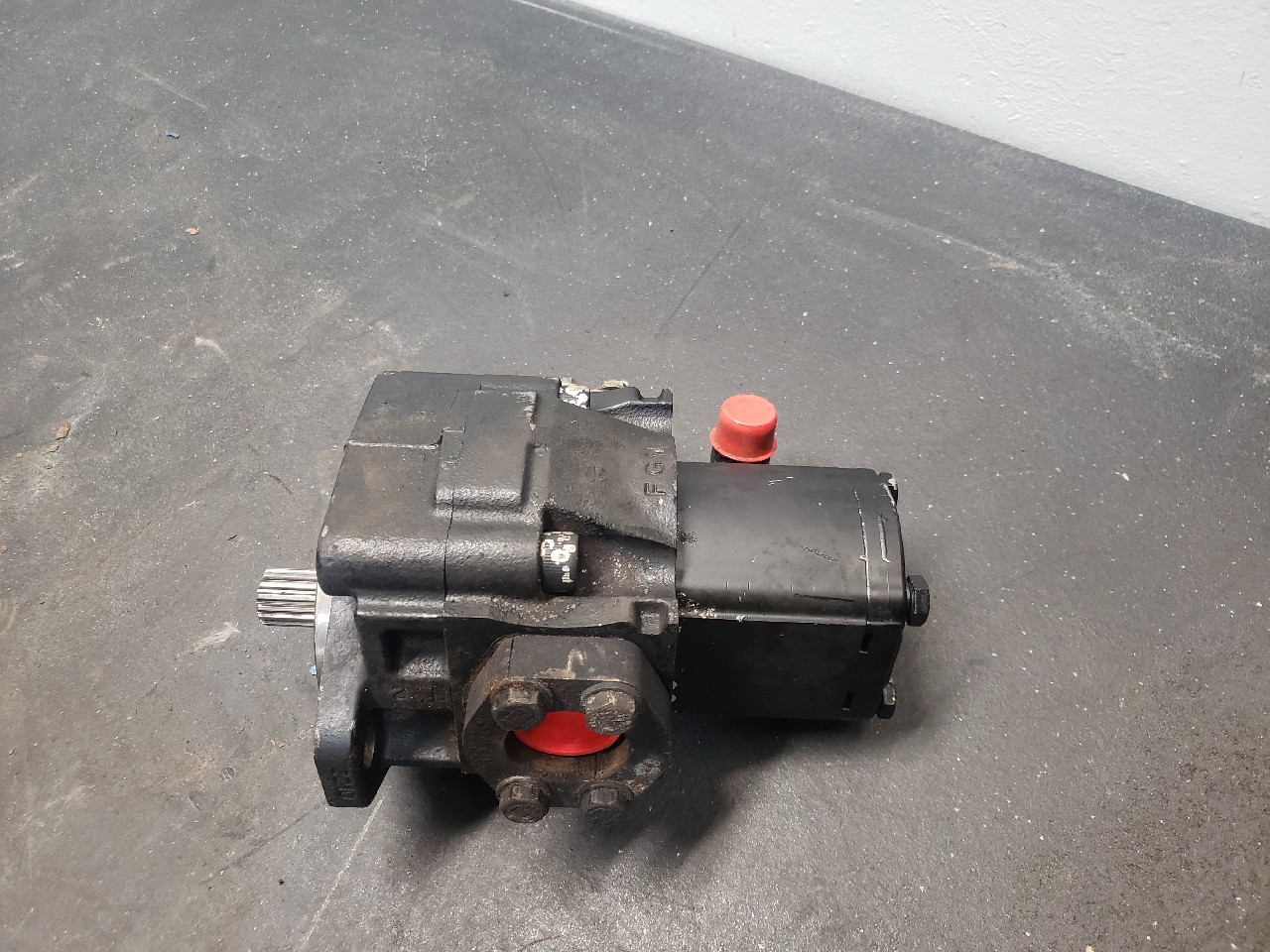 238-7642 | CAT 246 Hydraulic Pump for Sale