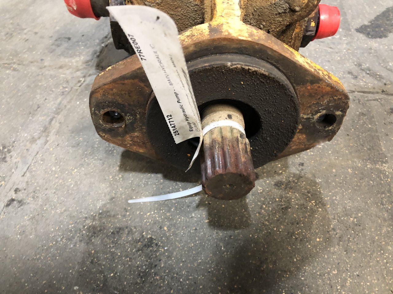 L55247 | Case 680E Hydraulic Pump for Sale