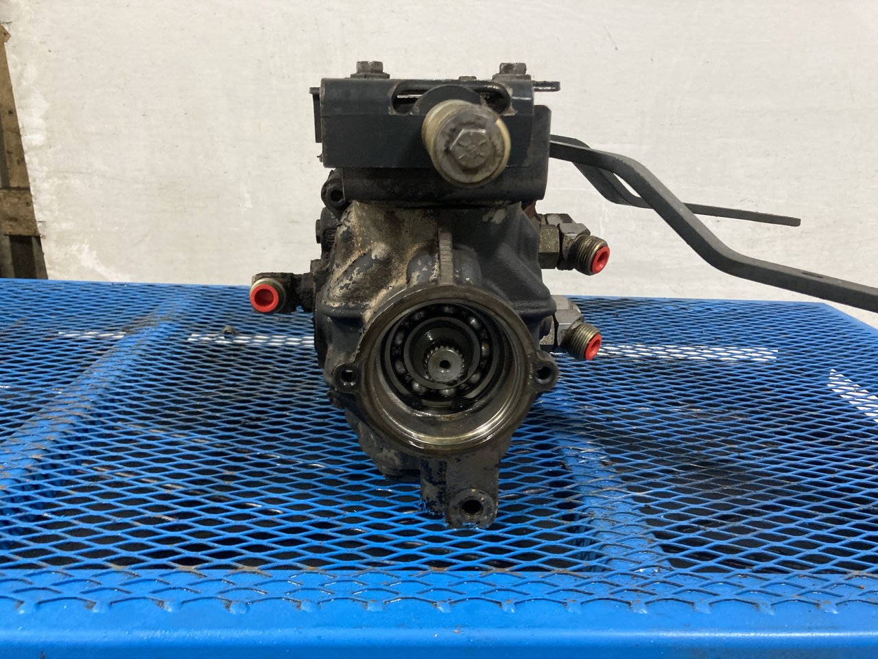 7001070 | Bobcat 763 Equip Hydrostatic Pump for Sale