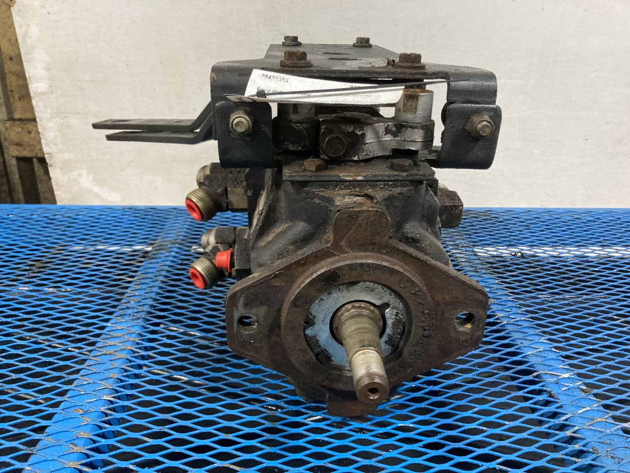 7001070 | Bobcat 763 Equip Hydrostatic Pump for Sale