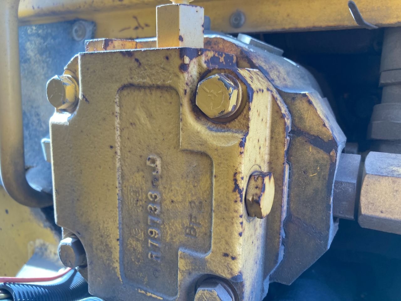 AR102245 | John Deere 770BH Hydraulic Pump for Sale