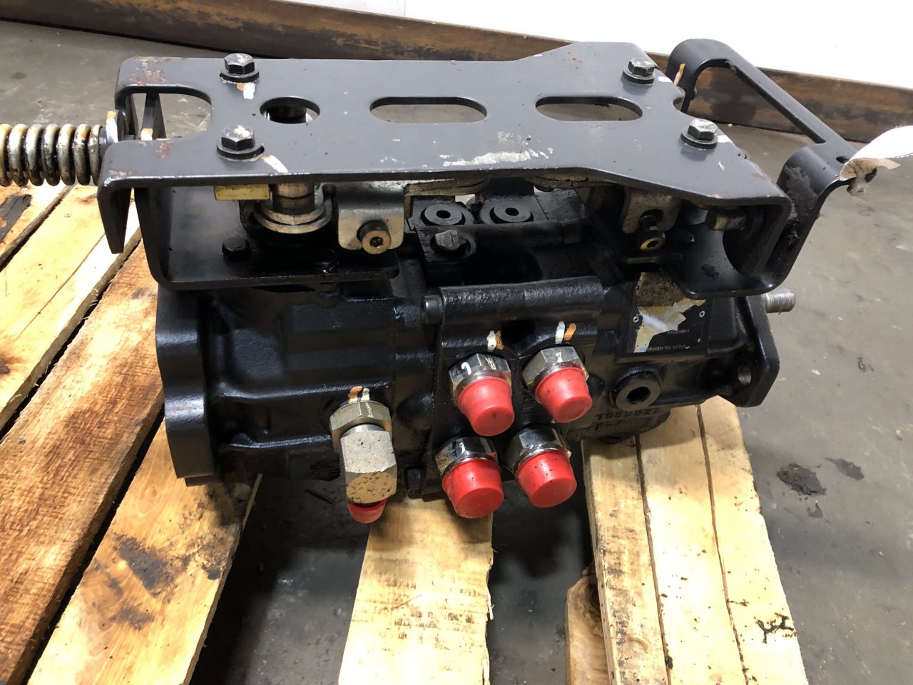7001896 | Bobcat S770 Equip Hydrostatic Pump for Sale