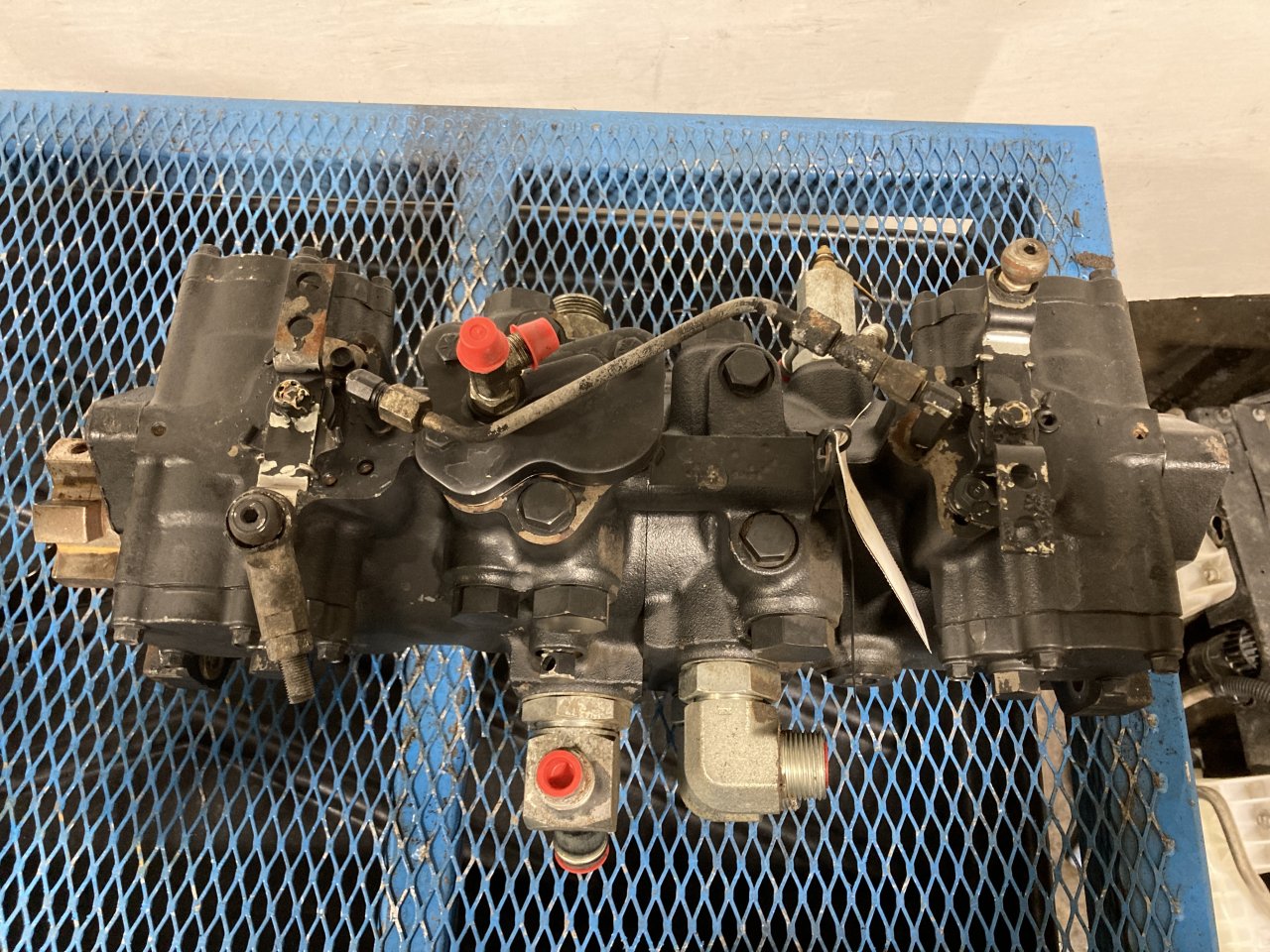 84565753 | Case SR200 Hydraulic Pump for Sale