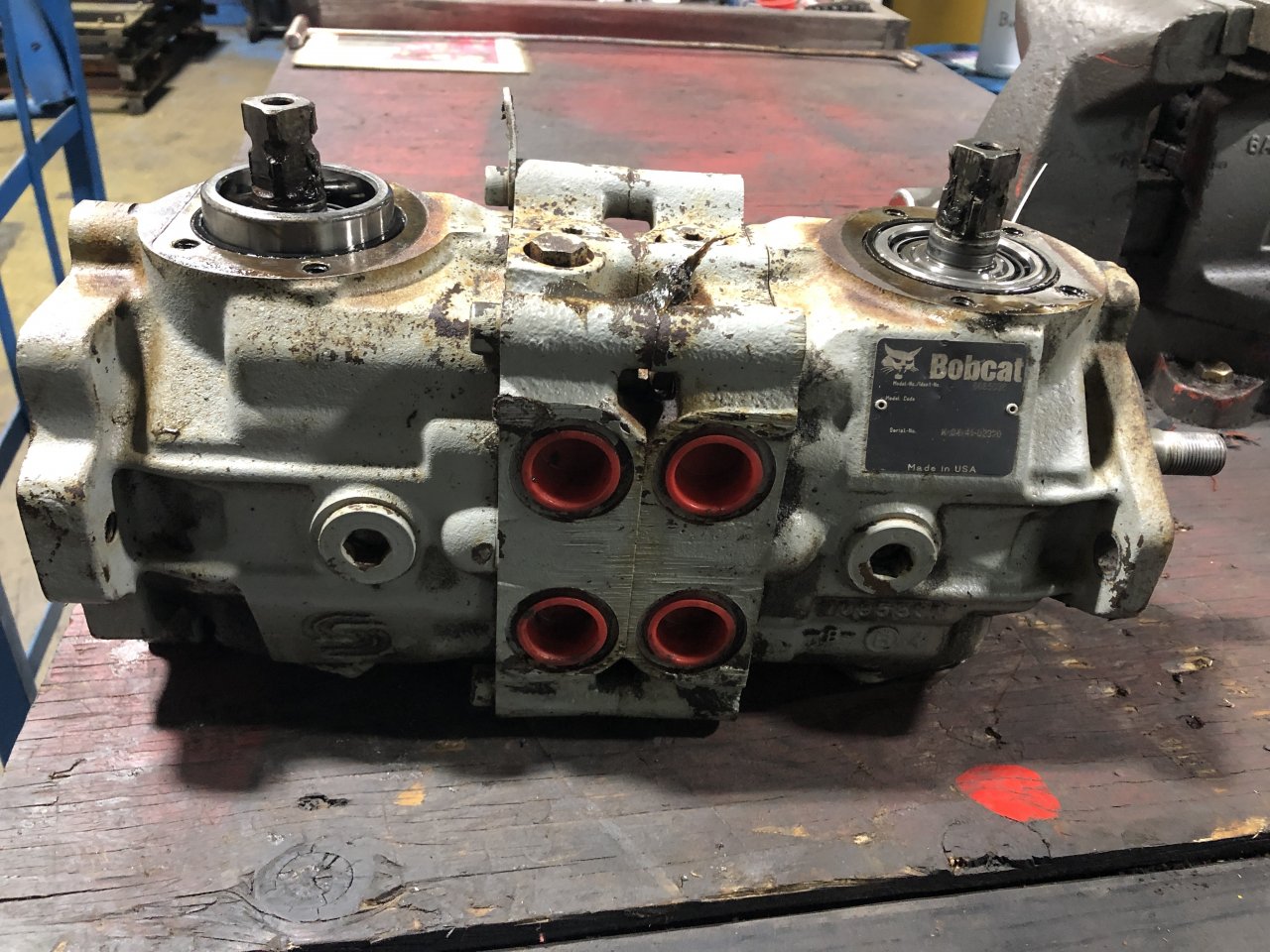 6685036 | Bobcat T300 Equip Hydrostatic Pump for Sale