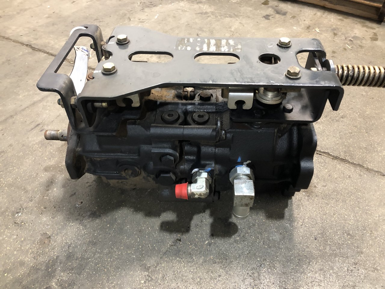7001896 | Bobcat T770 Equip Hydrostatic Pump for Sale