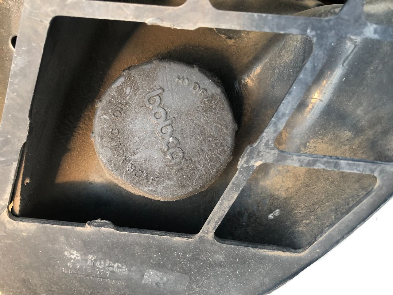 6731209 | Bobcat 863 Hydraulic Reservoir for Sale