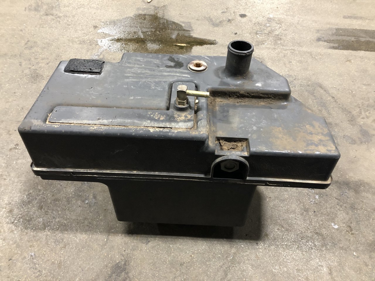 6731209 | Bobcat T300 Hydraulic Reservoir for Sale