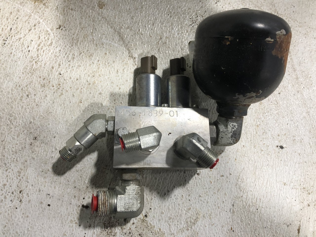 456-1839 | CAT 232D Hydraulic Valve for Sale