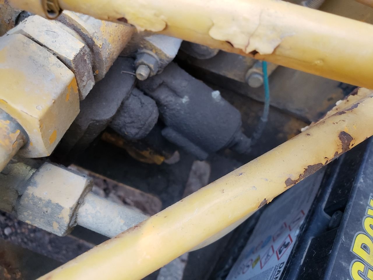 John Deere 310D Hydraulic Valve for Sale