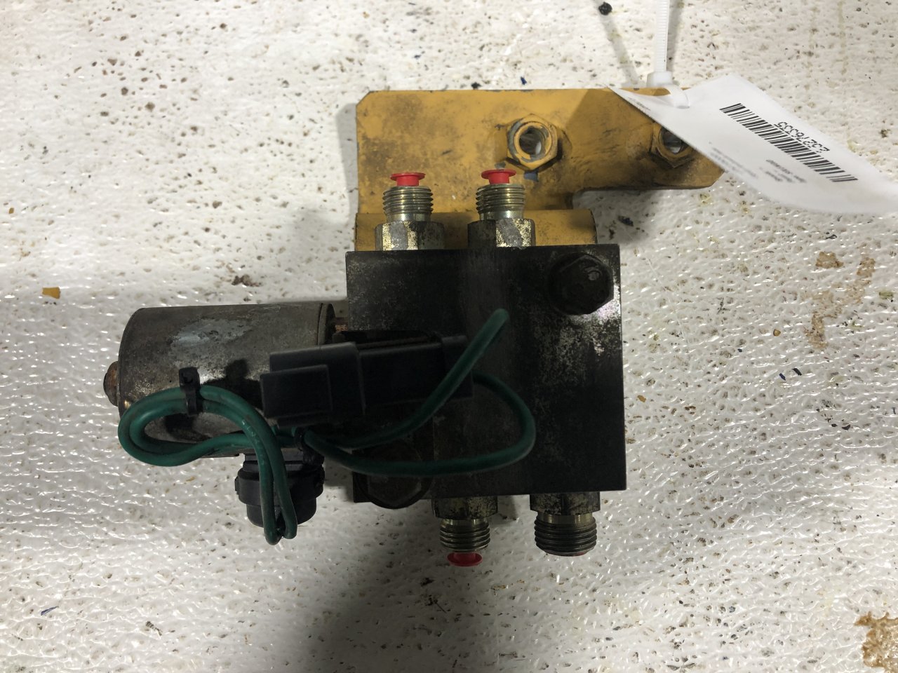 152-8346 | CAT 314C Hydraulic Valve for Sale