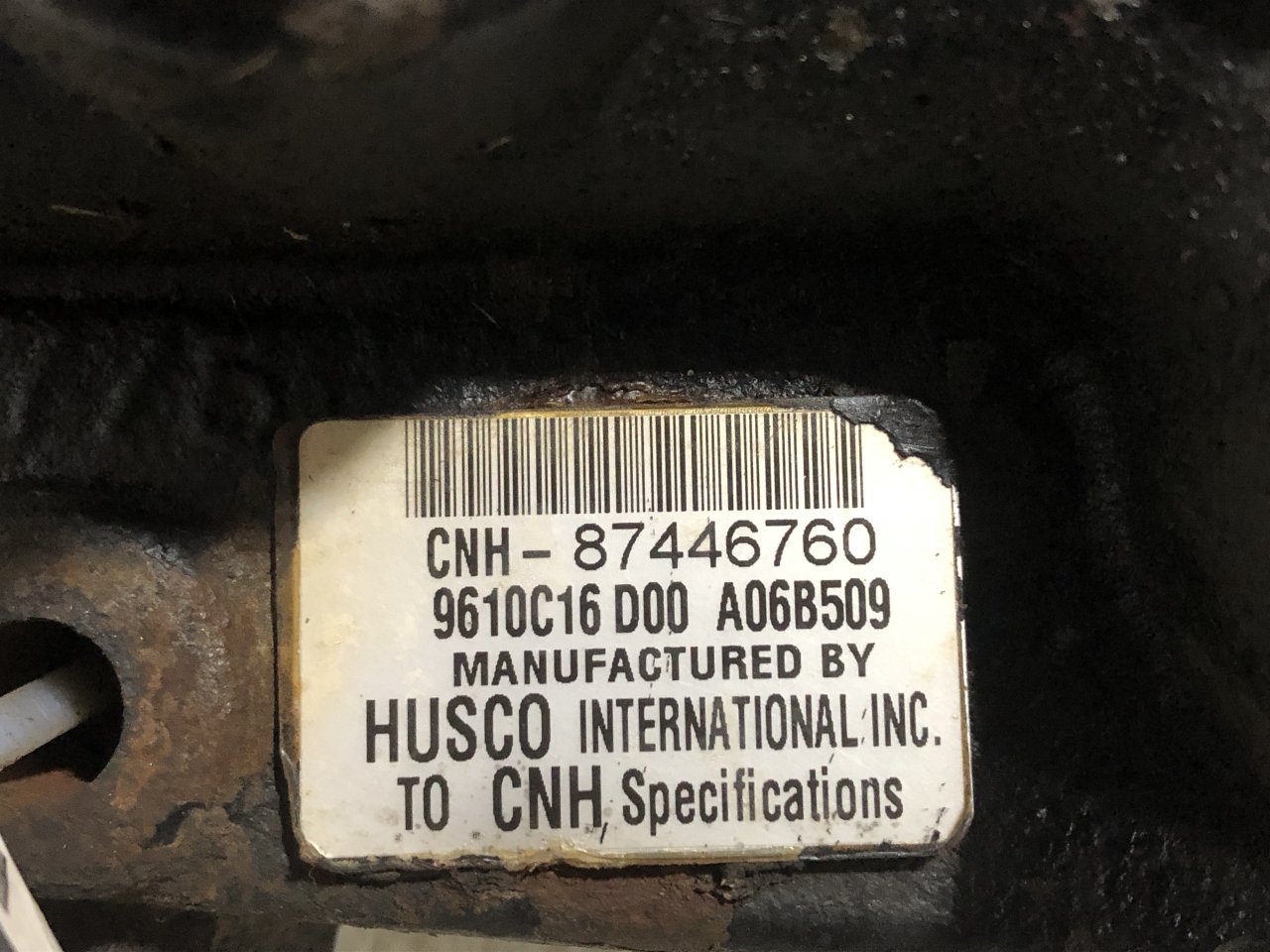 87446760 | Case 435 Hydraulic Valve for Sale