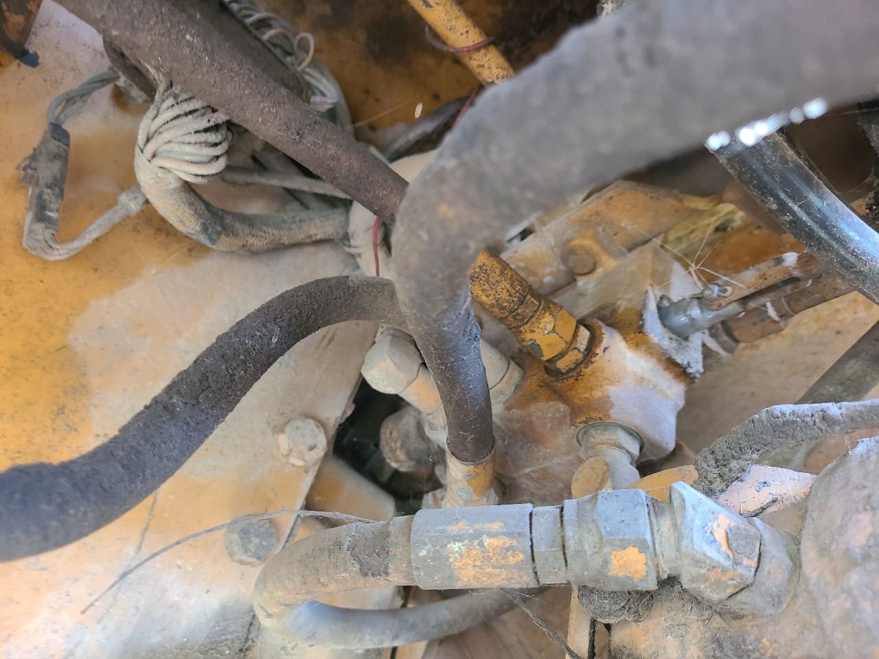 Case 580SK Hydraulic Valve for Sale
