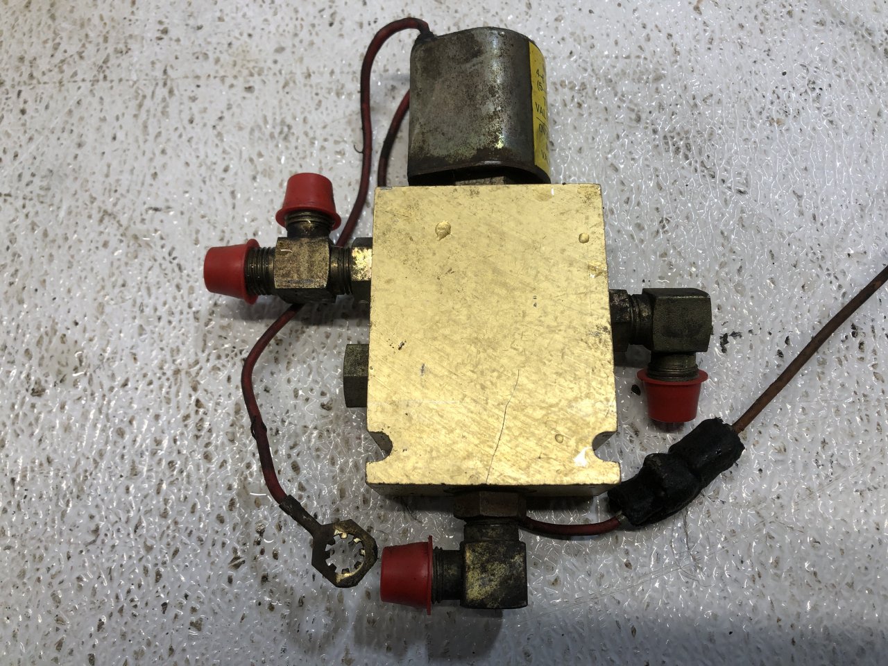 187505C91 | Case 60XT Hydraulic Valve for Sale