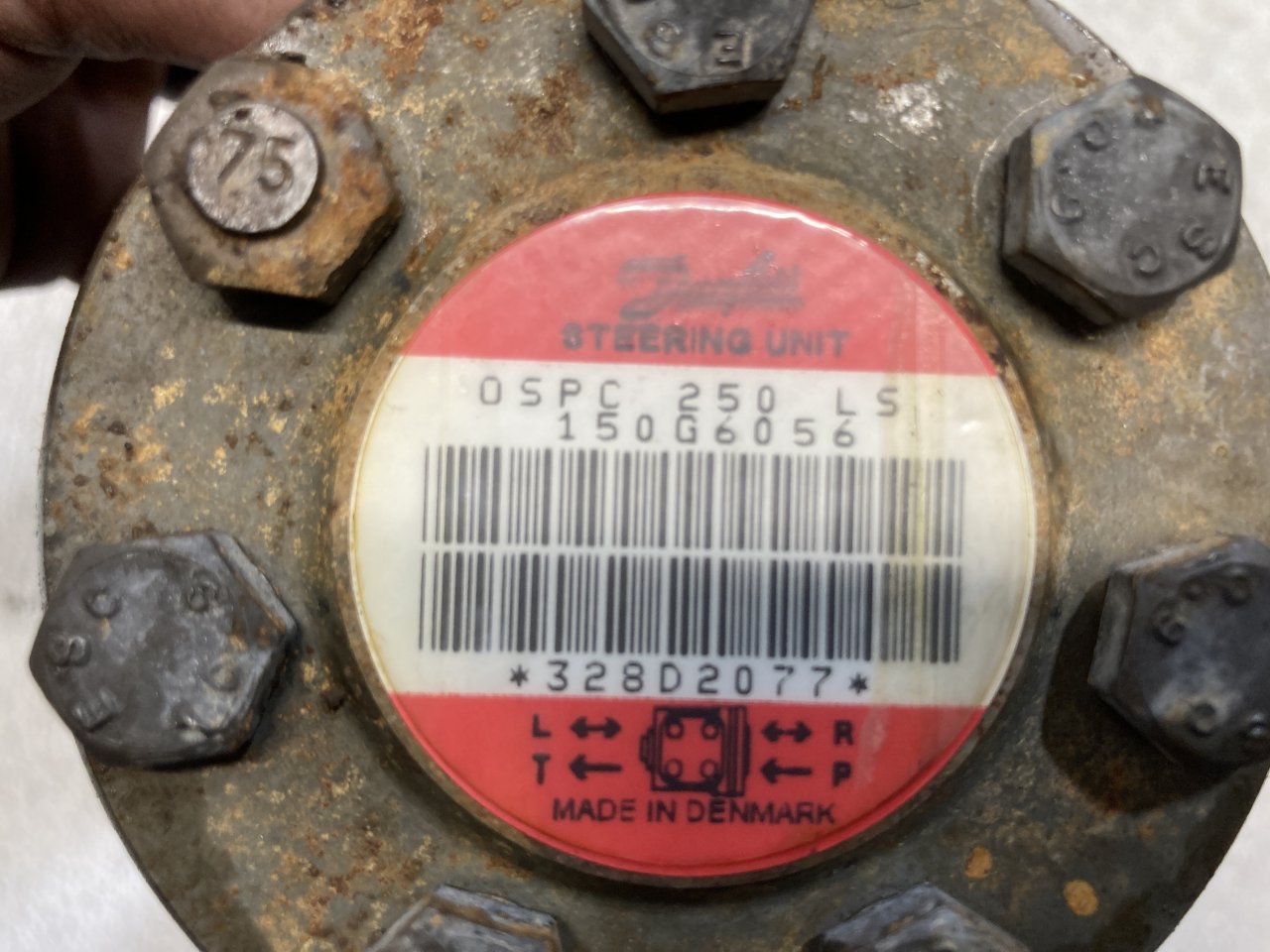 142-3011 | CAT TH63 Hydraulic Valve for Sale