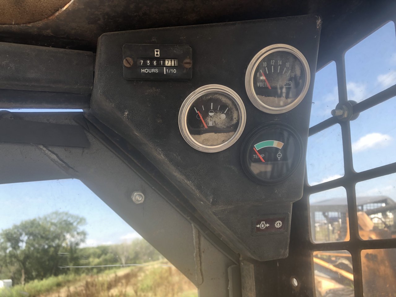 6572053 | Bobcat 742 Instrument Cluster for Sale