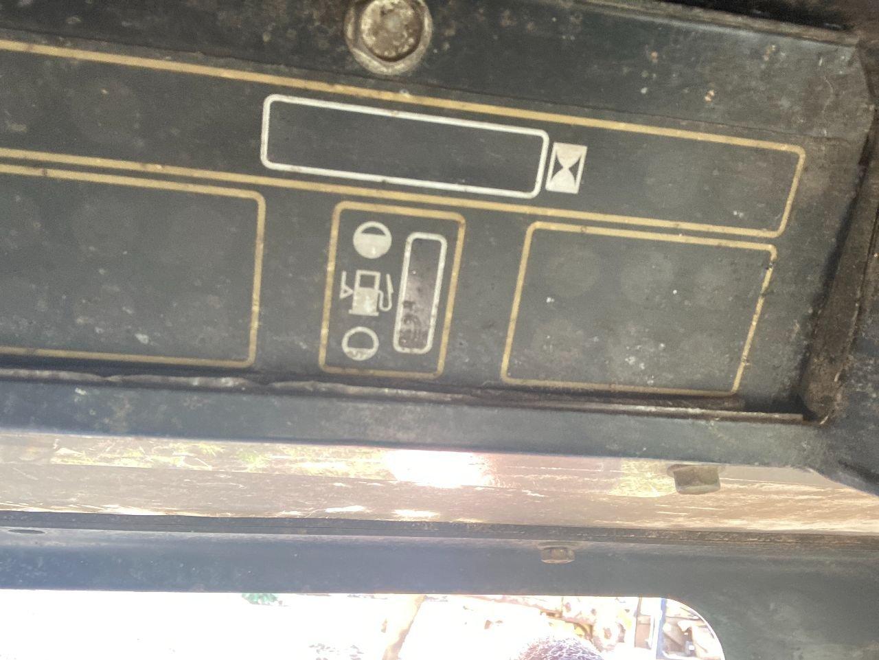 86528256 | New Holland LX665 Instrument Cluster for Sale