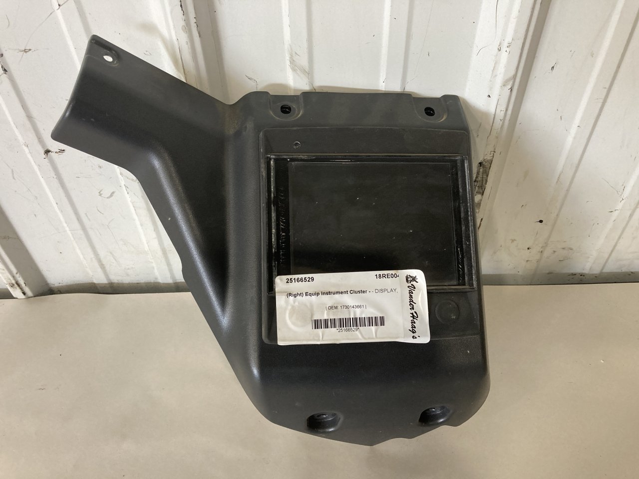 1730143661 | Takeuchi TL6R Instrument Cluster for Sale