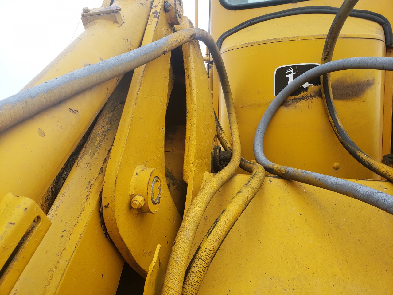 AT25155 | John Deere 644A Linkage for Sale