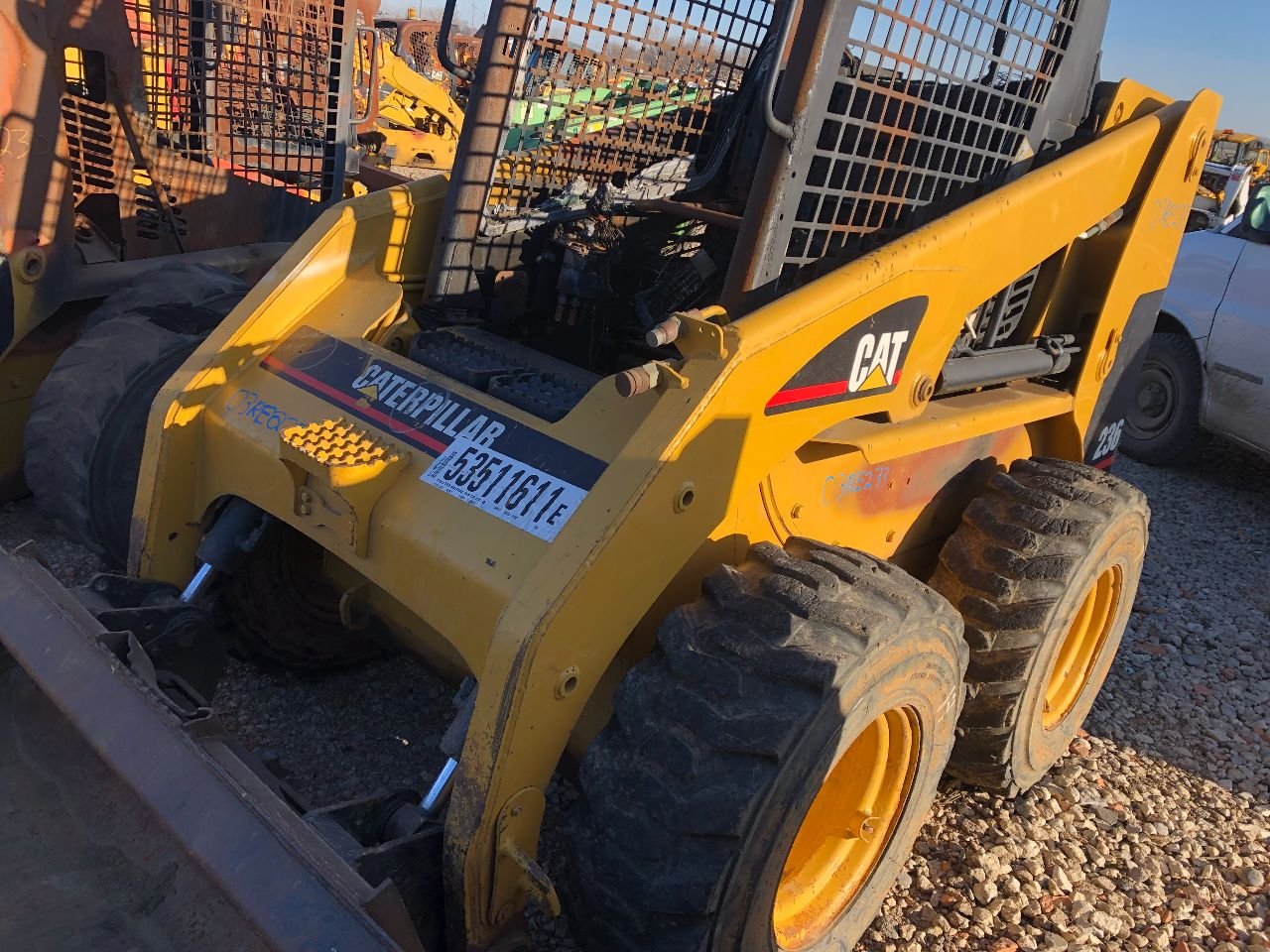 195-6798 | CAT 236 Loader Arm for Sale
