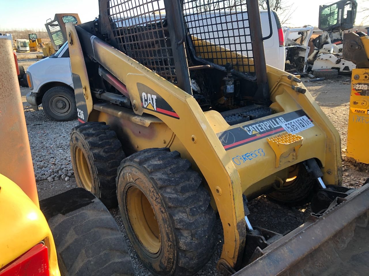 195-6798 | CAT 236 Loader Arm for Sale