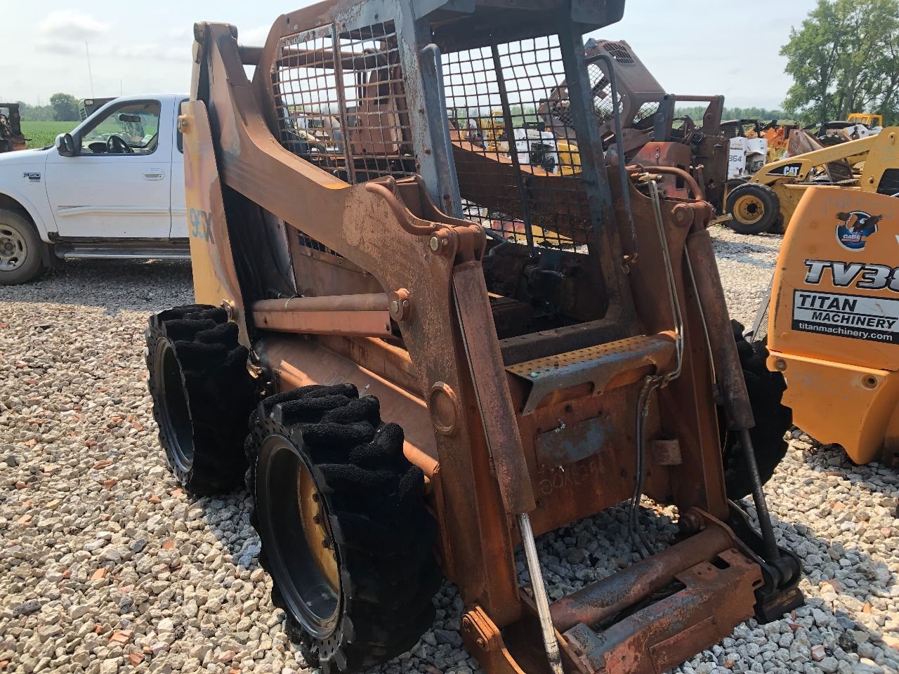 307158A1 | Case 95XT Loader Arm for Sale