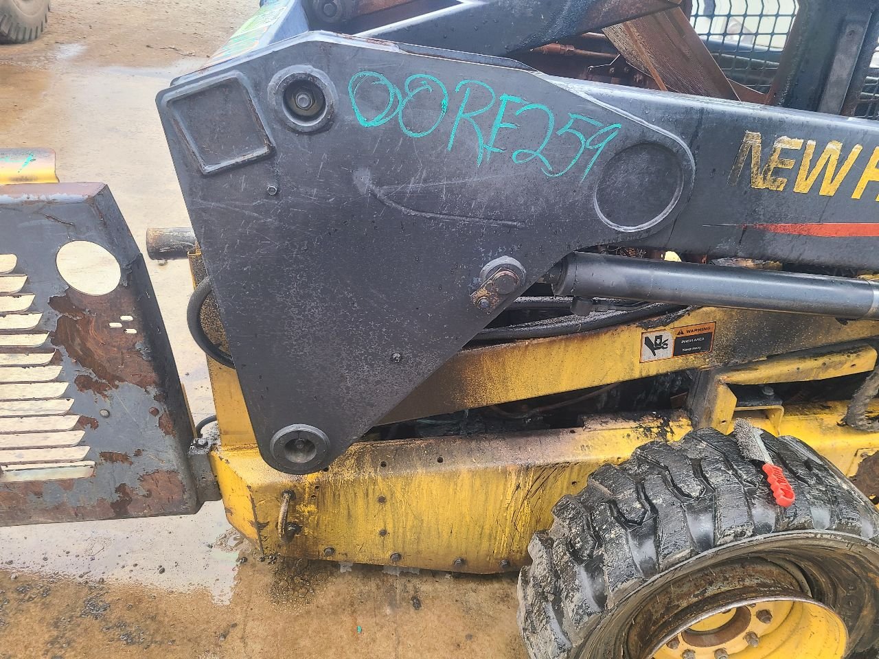 87057631 | New Holland LS190 Loader Arm for Sale