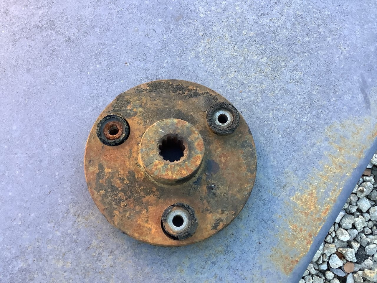 D126367 | Case 1835C Pump Mount / Coupler for Sale