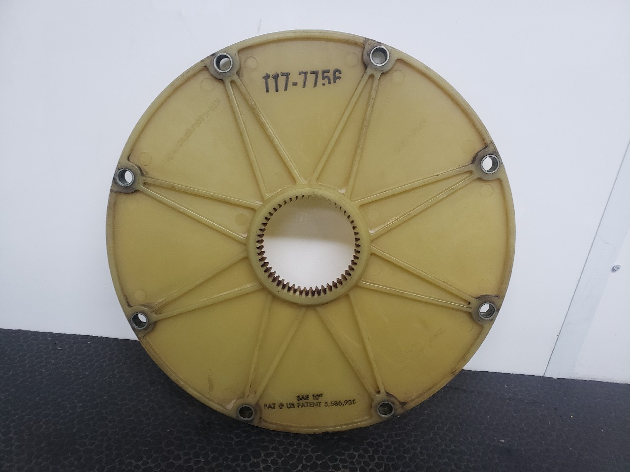 117-7756 | CAT 246 Pump Mount / Coupler for Sale