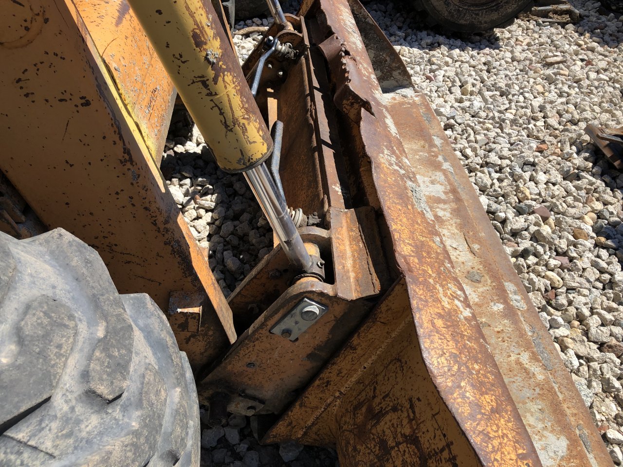 Case 1845C Quick Coupler for Sale