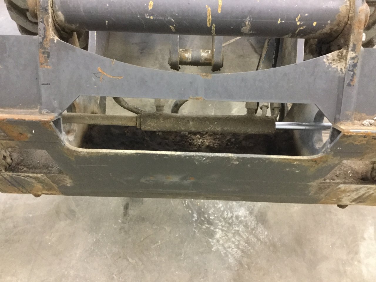 Volvo L20B Quick Coupler for Sale