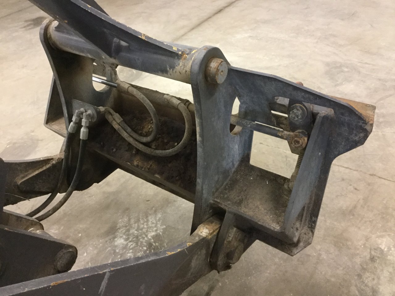 Volvo L20B Quick Coupler for Sale