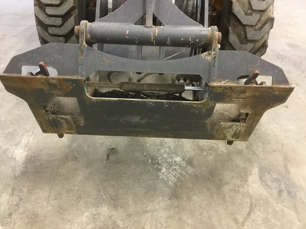 Volvo L20B Quick Coupler for Sale