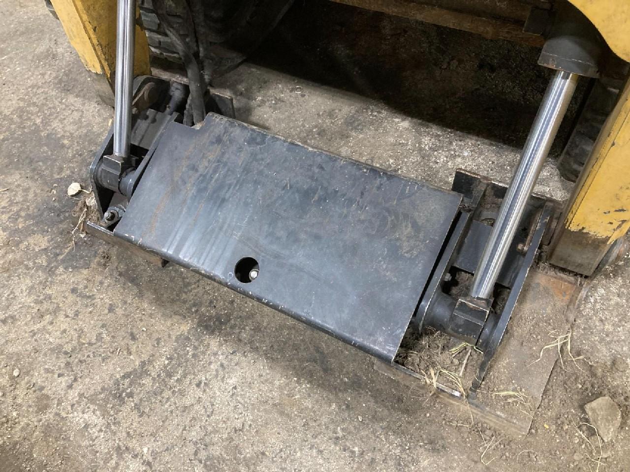 2075-050 | ASV RT120F Quick Coupler for Sale