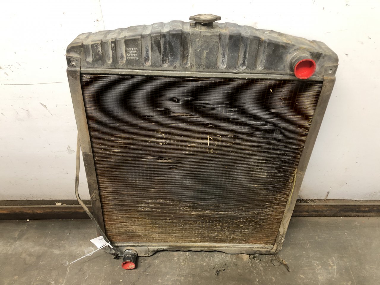 AT39648 | John Deere 544B Radiator for Sale