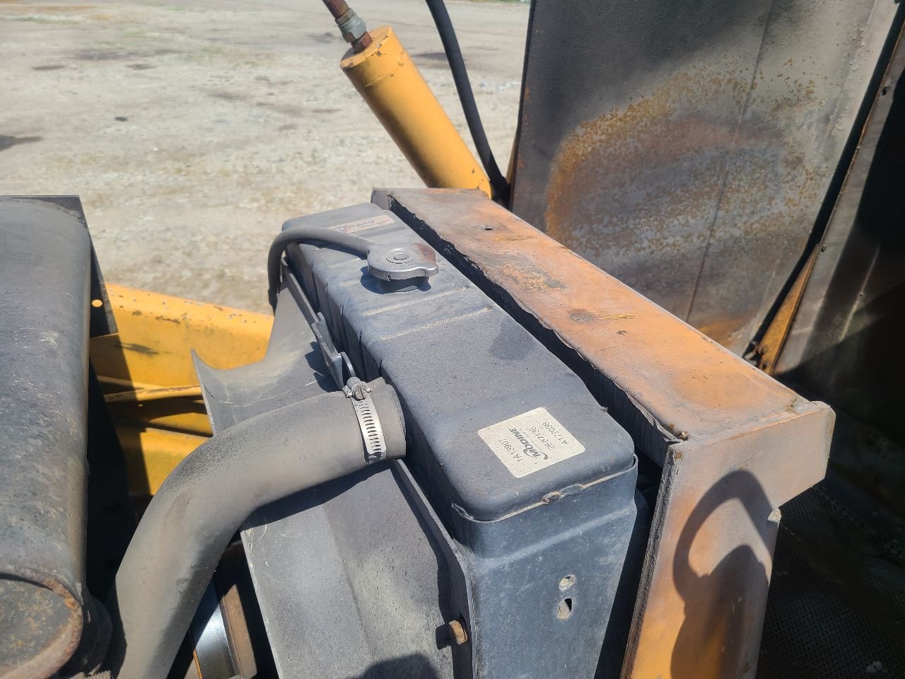 A172038 | Case 580K Radiator for Sale