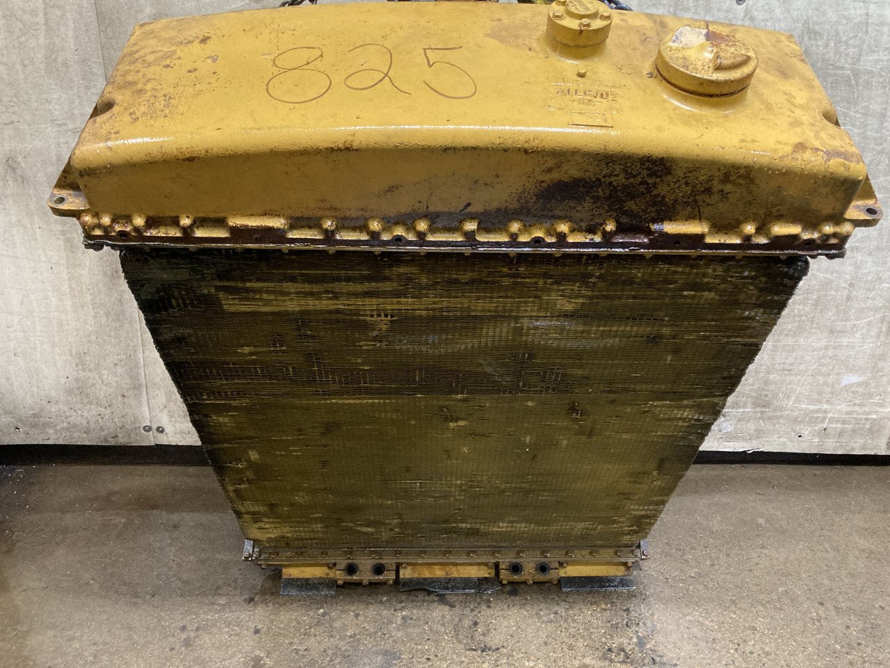 9M4845 | CAT 825B Radiator for Sale