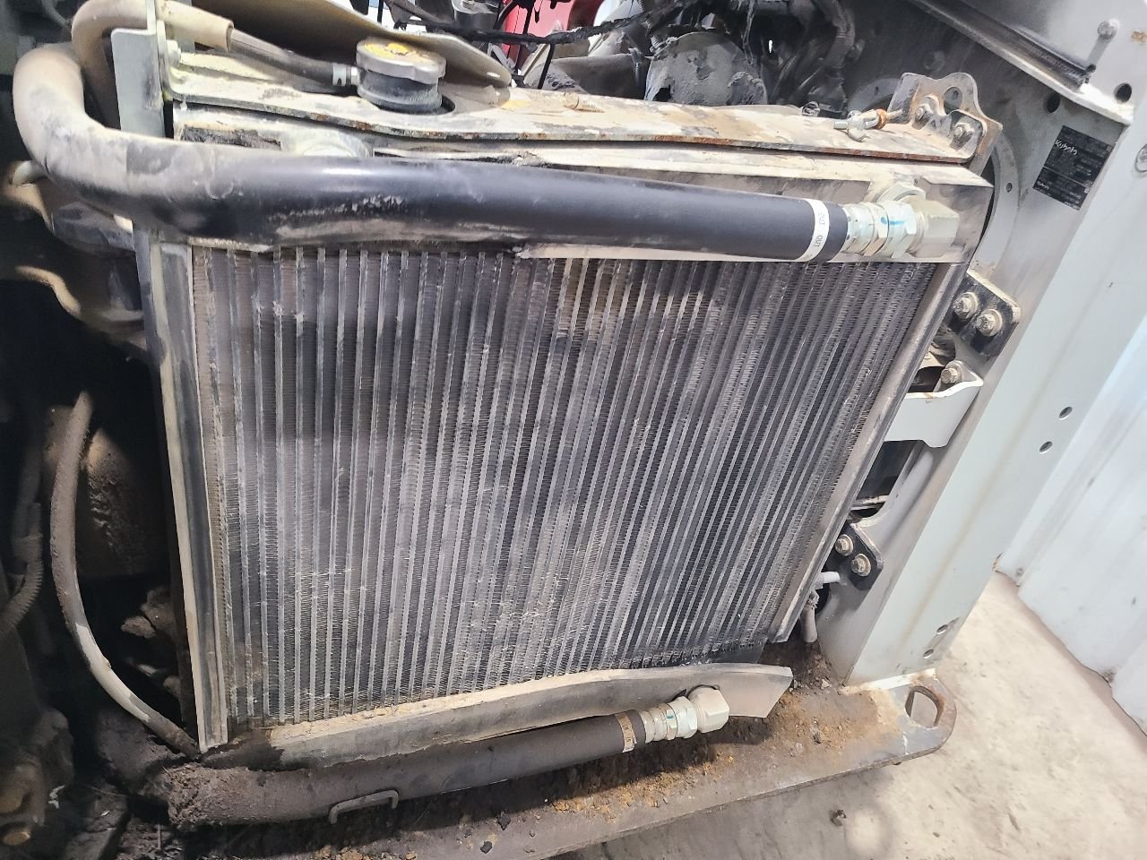 1911301050 | Takeuchi TL6R Radiator for Sale