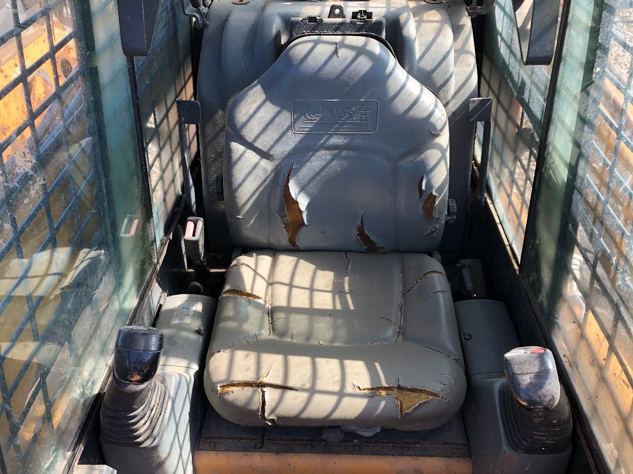 308307A1 | Case 75XT Seat for Sale