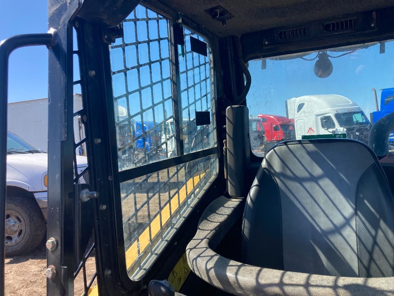 0404-770 | ASV RT40 Equip Side Glass for Sale