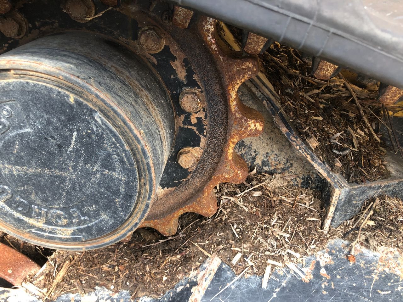 T370852 | John Deere 333G Sprocket for Sale