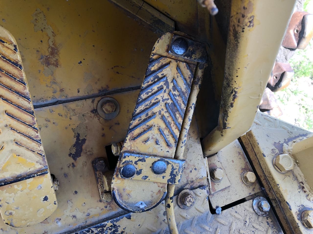 CAT 825B Pedal for Sale