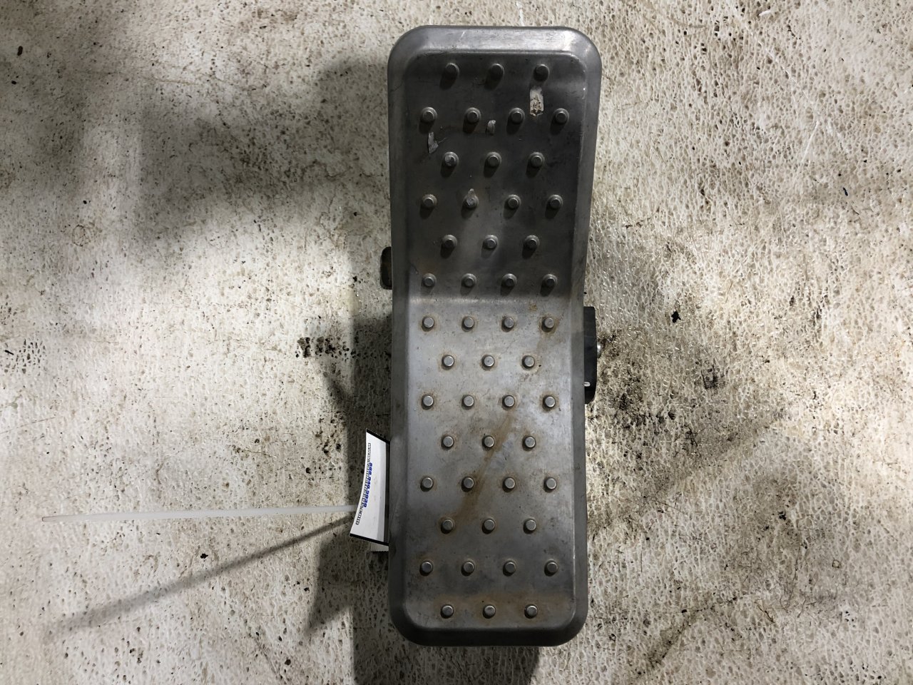 334/F1958 | JCB HD110WT Pedal for Sale