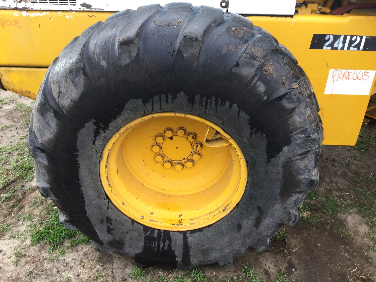 Dresser 515B Tire and Rim for Sale