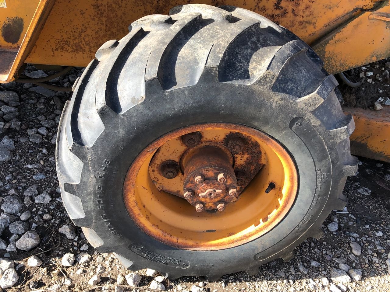 H632349 | Case DH5 Tire and Rim for Sale