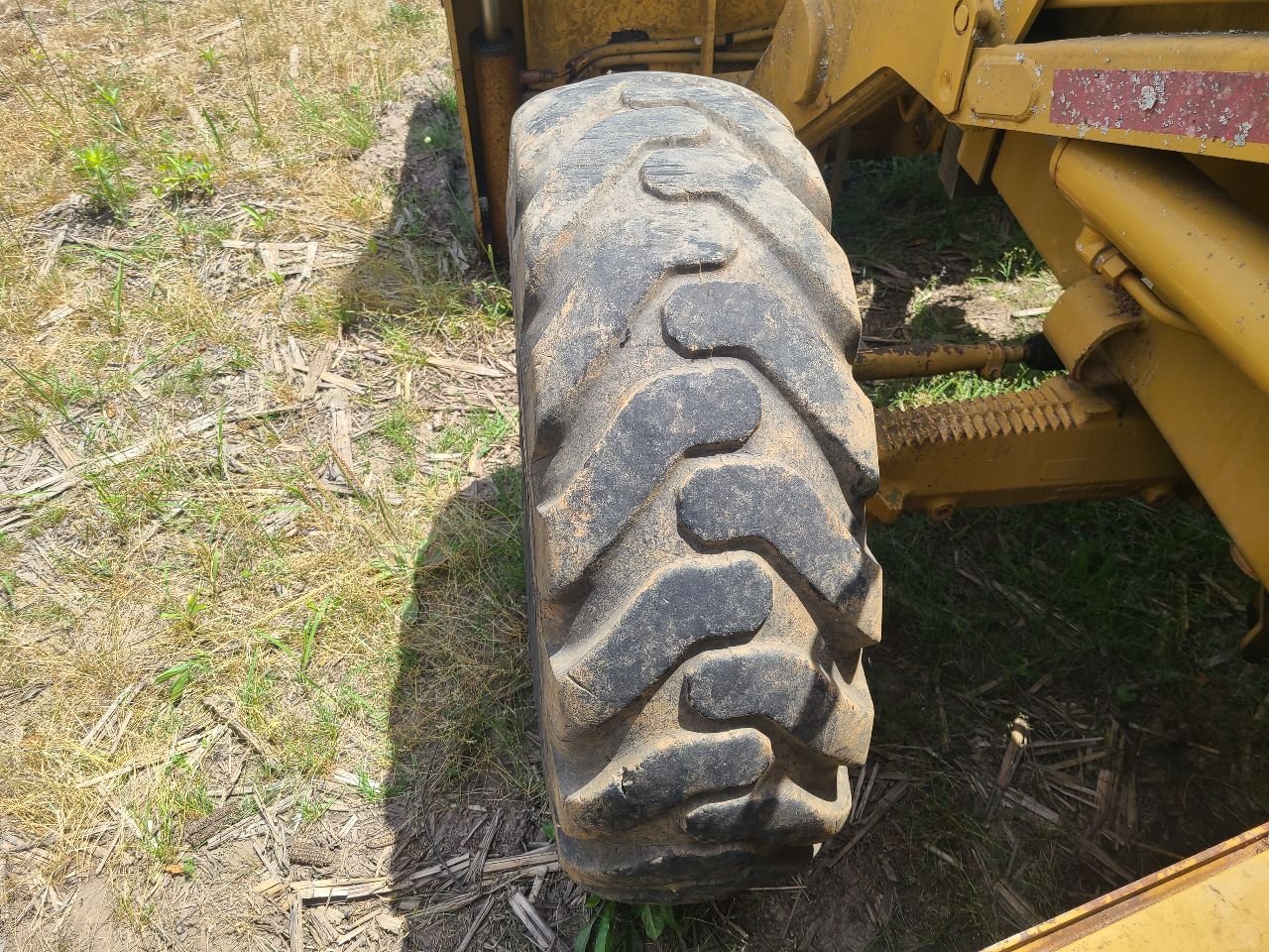 CAT 416C Tires for Sale