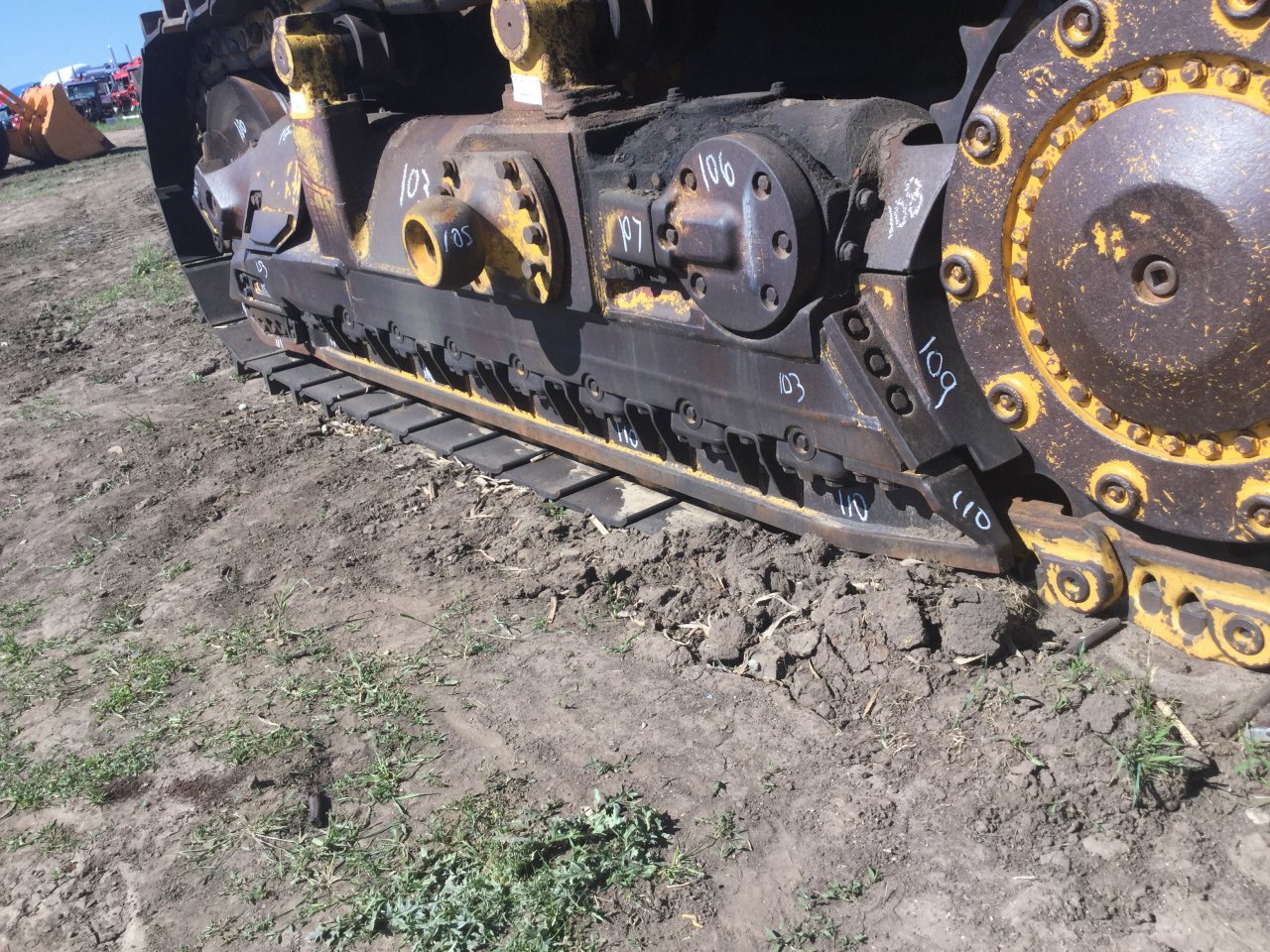 17M-30-29411 | Komatsu D275A2 Track Frame for Sale