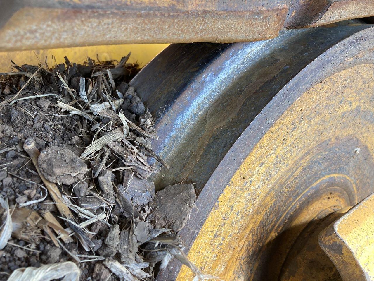 AT305809 | John Deere 850K Track Idler for Sale