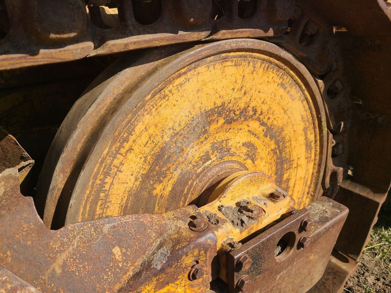 1M-8867 | CAT 941B Track Idler for Sale